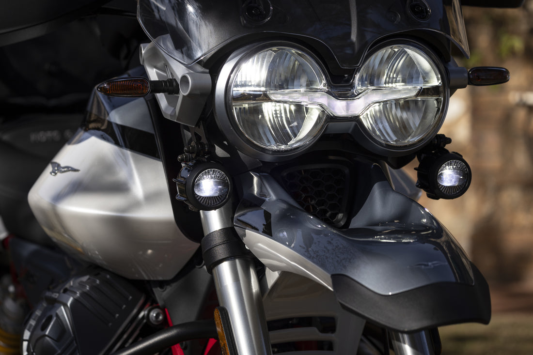 LED Nebelscheinwerfer Kit für Moto Guzzi V85 TT – WSC-Shop